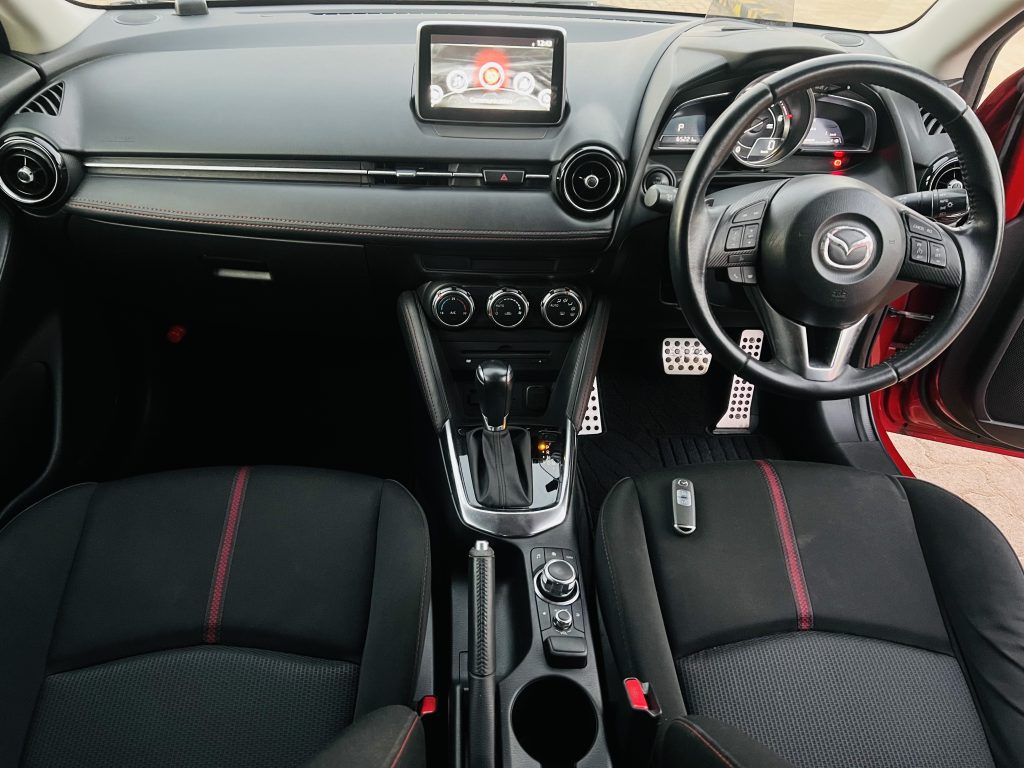 2015 MAZDA DEMIO DIESEL SKYACTIV TECHNOLOGY - Tlokweng Auto Zone